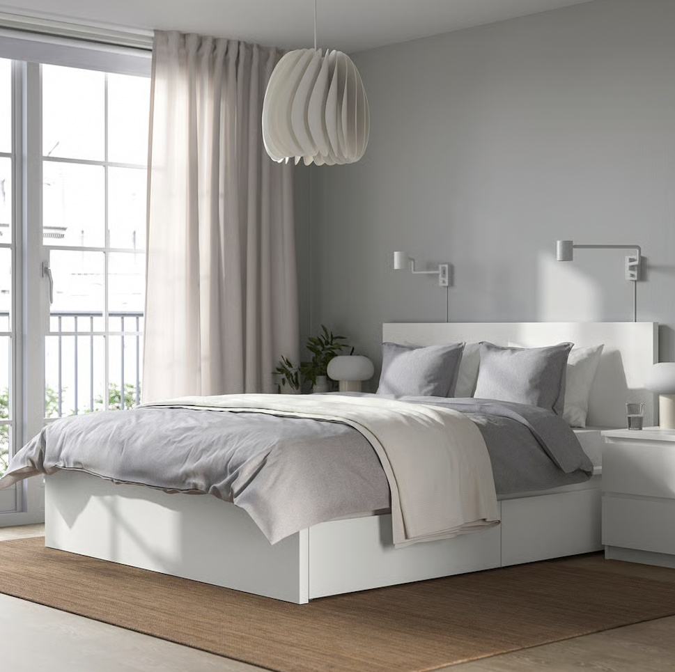 Postelja 180 x 200 IKEA Malm