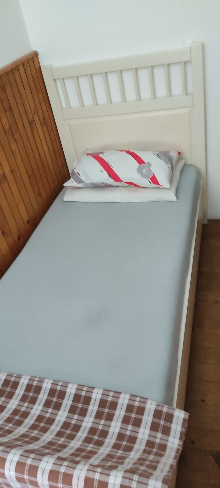 Postelja 200x90, komplet, ZELO UGODNO