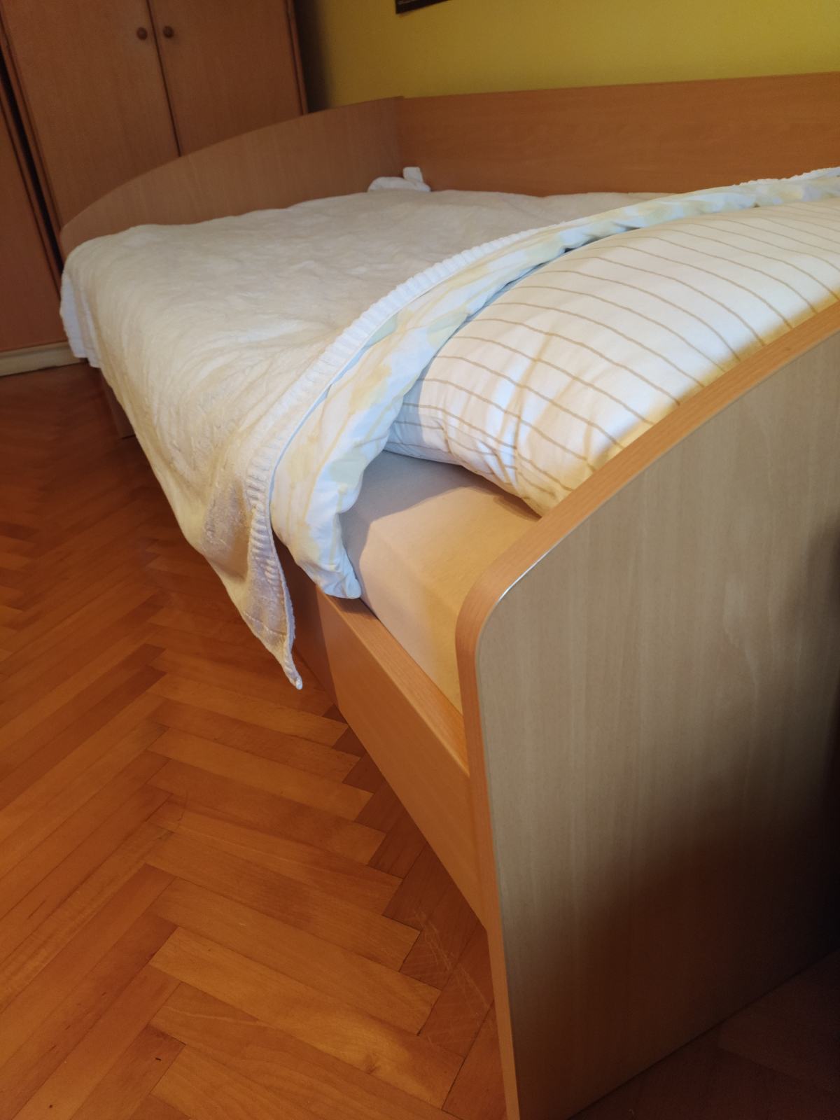 Postelja Alples 200 x 90 - Možna dostava in montaža