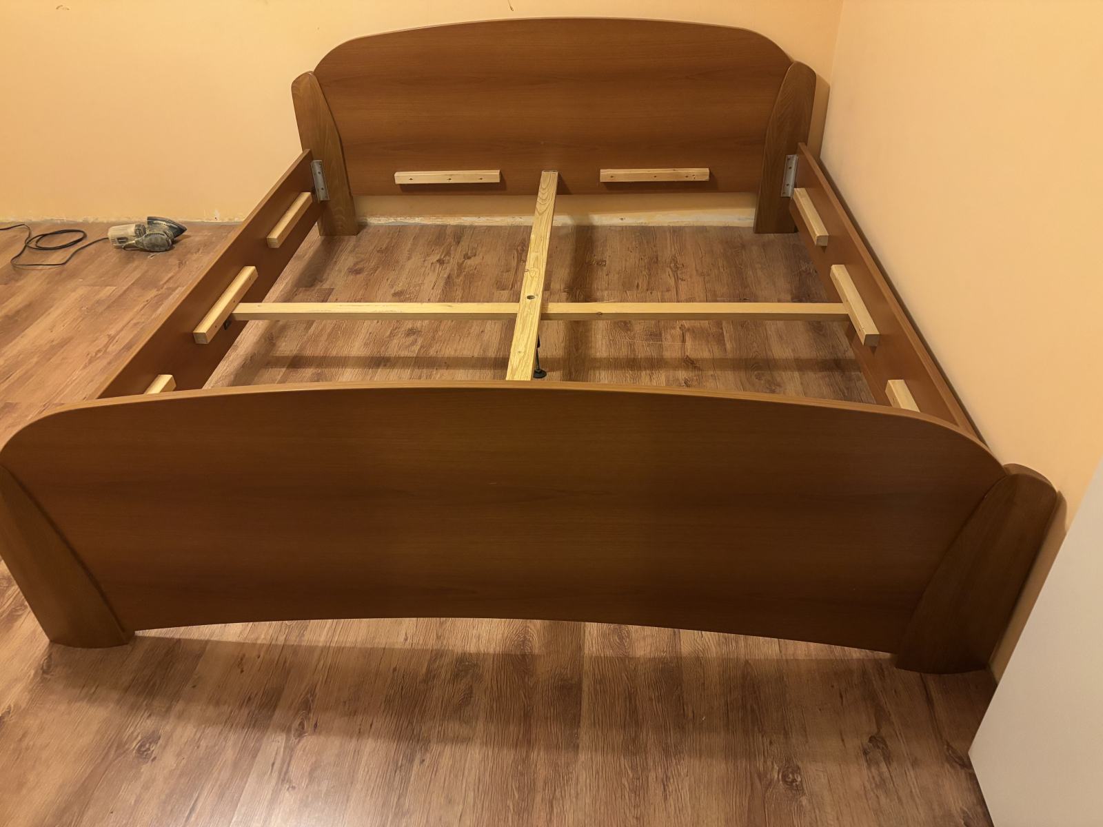 AKCIJA!! Postelja Alples