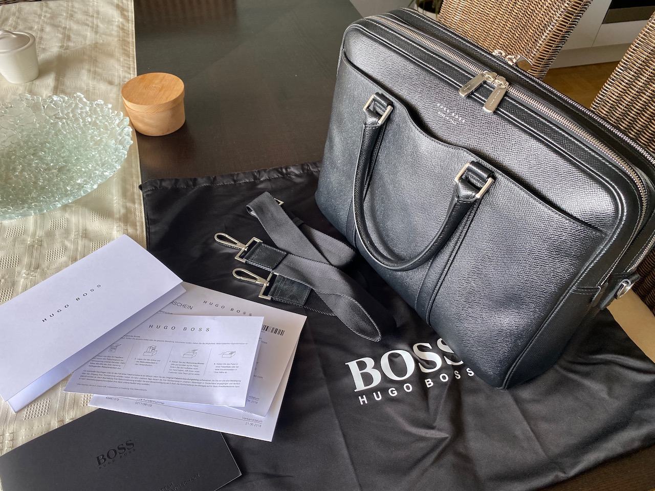Hugo Boss - Signature Collection usnjena poslovna torba za prenosnik