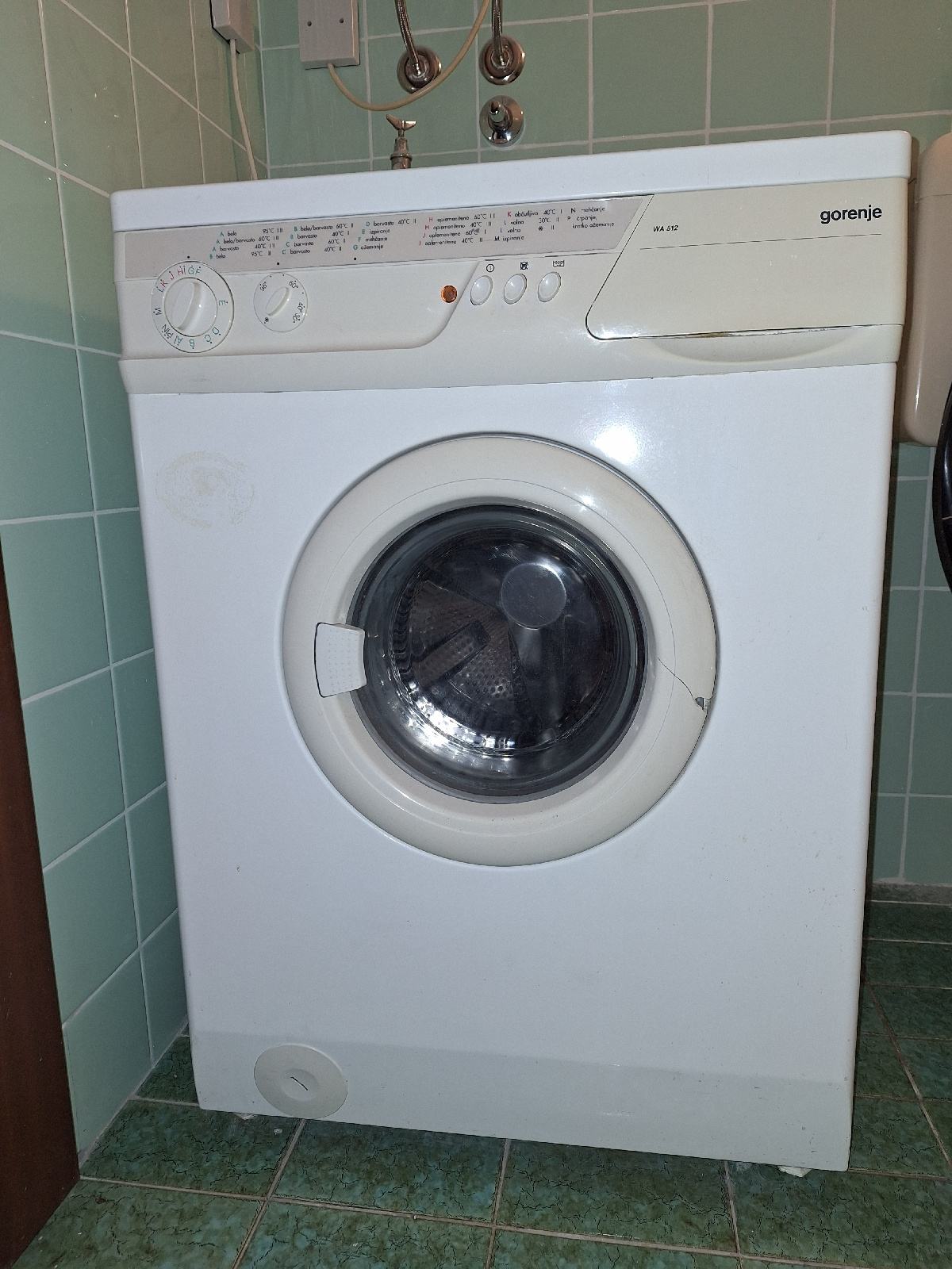 Podarim pralni stroj Gorenje WA 512
