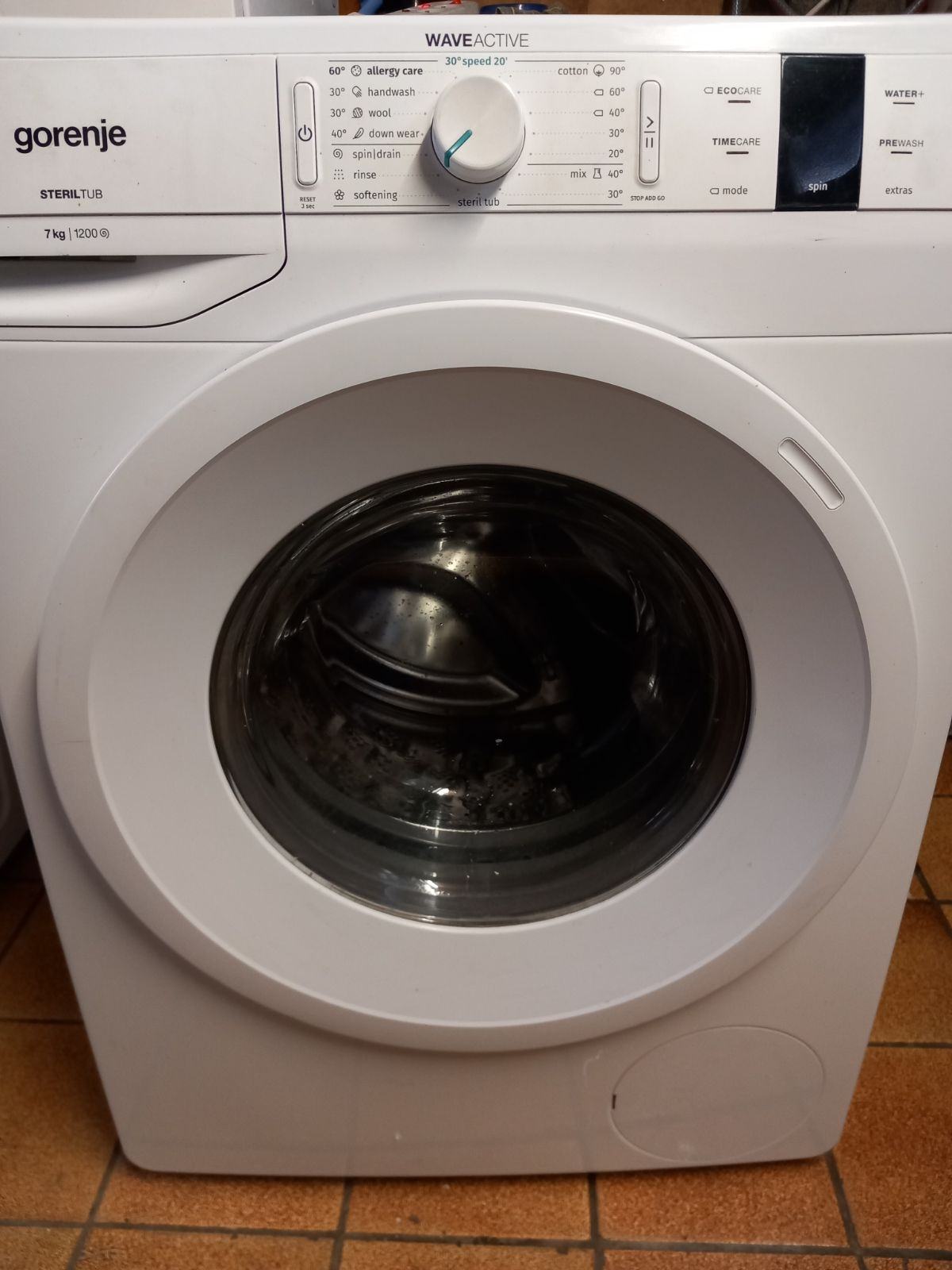 Pralni stroj Gorenje WaveActive