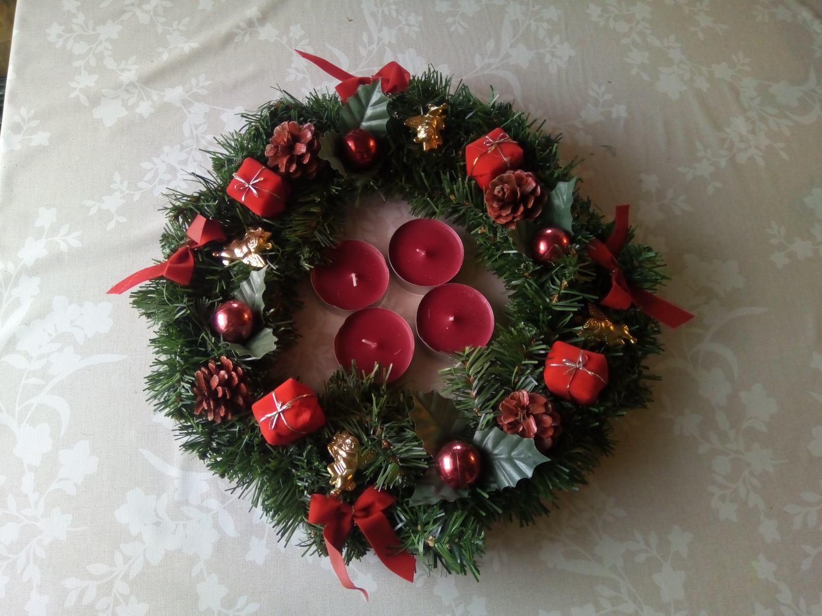 Adventni venec + svečke