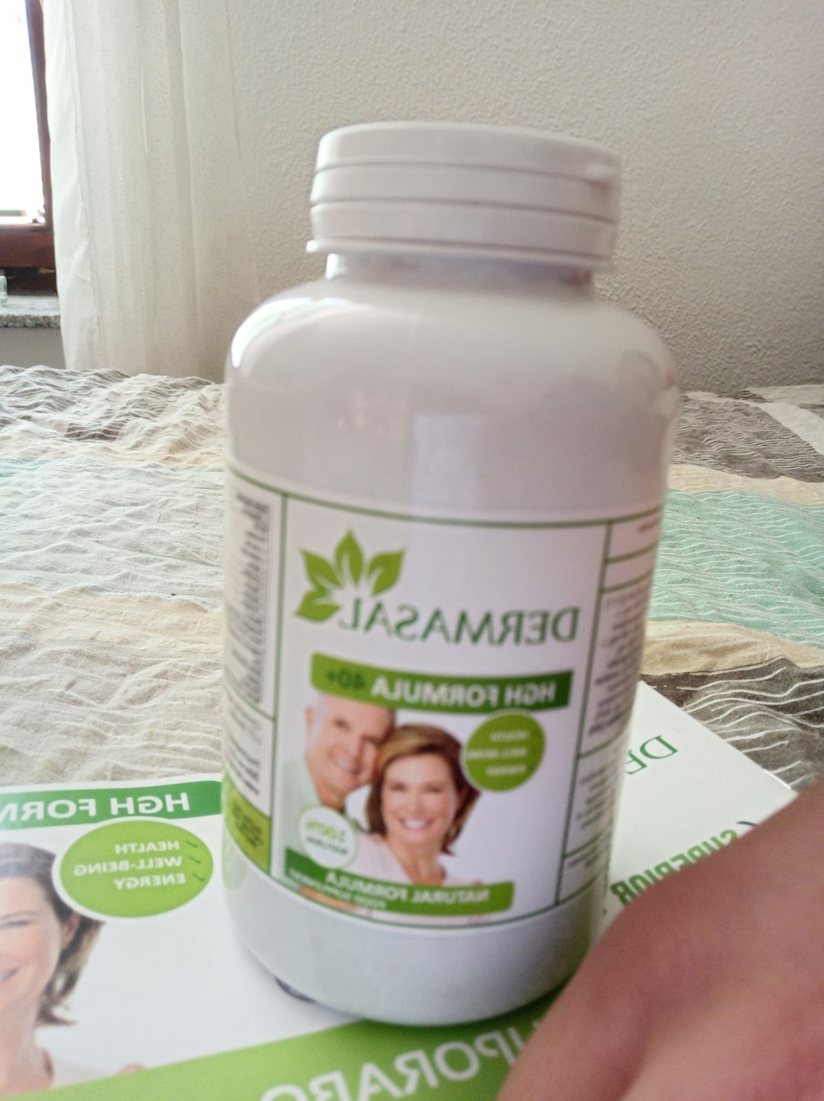 Dermasal prehransko dopolnilo kapsule HGH40+