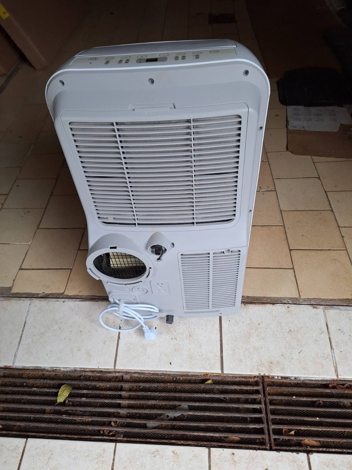 Prenosna klima Beko