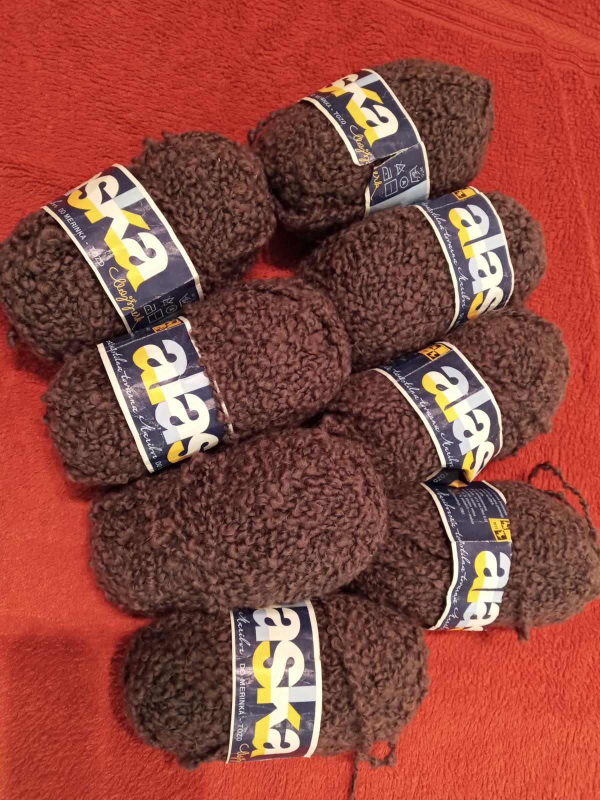 Volnena preja, rjava skodrana volna Majšperk