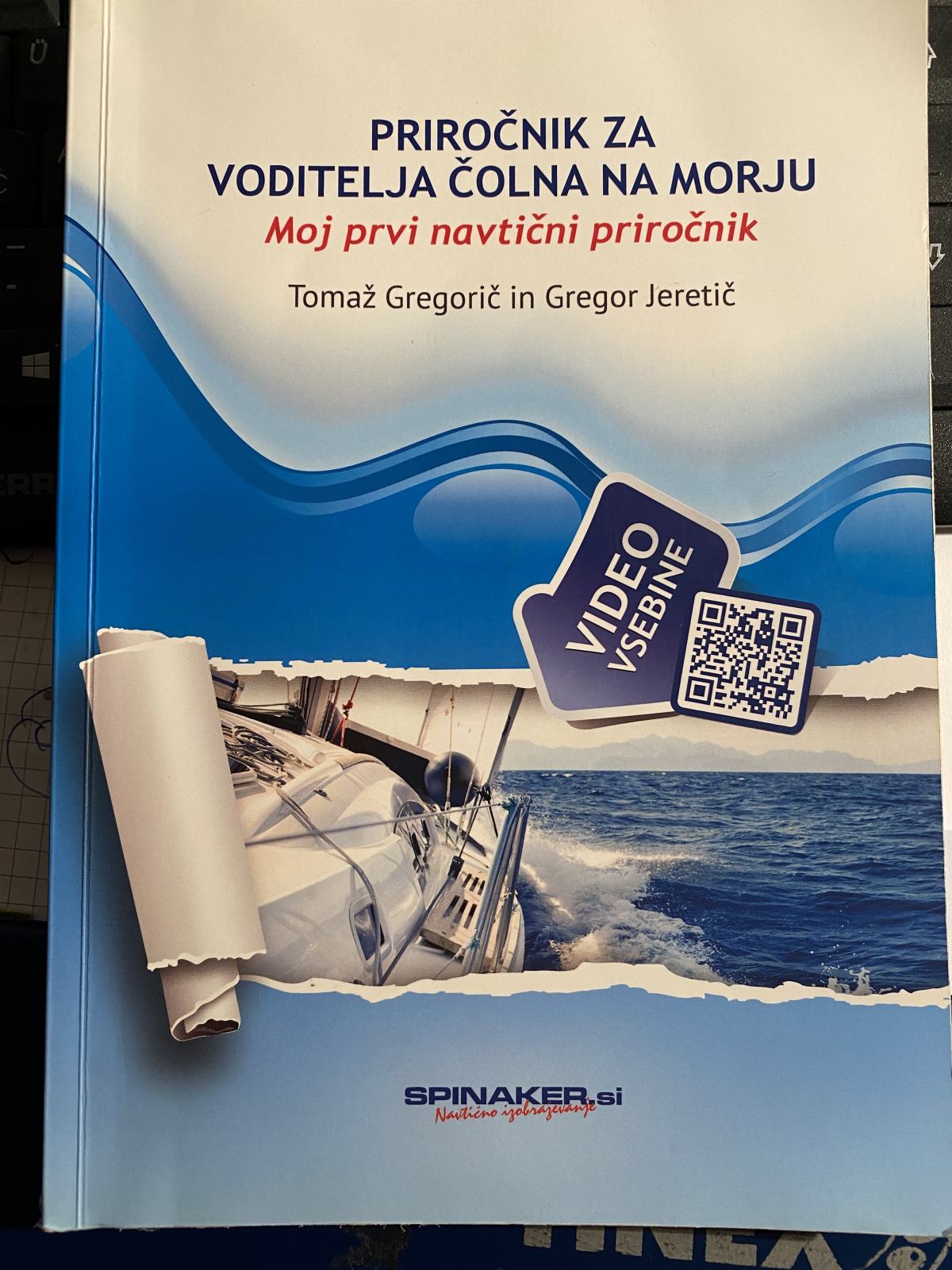 Priročnik za voditelja čolna na morju