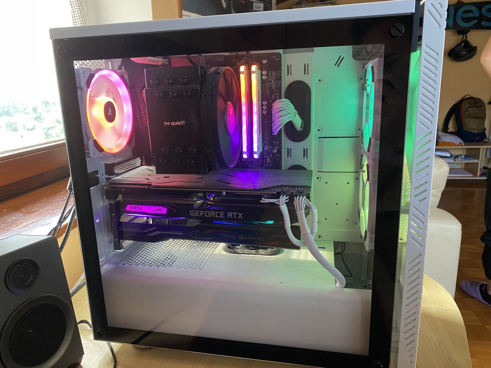 Nov gaming računalnik RTX 2070 Super Ryzen 7 3800x