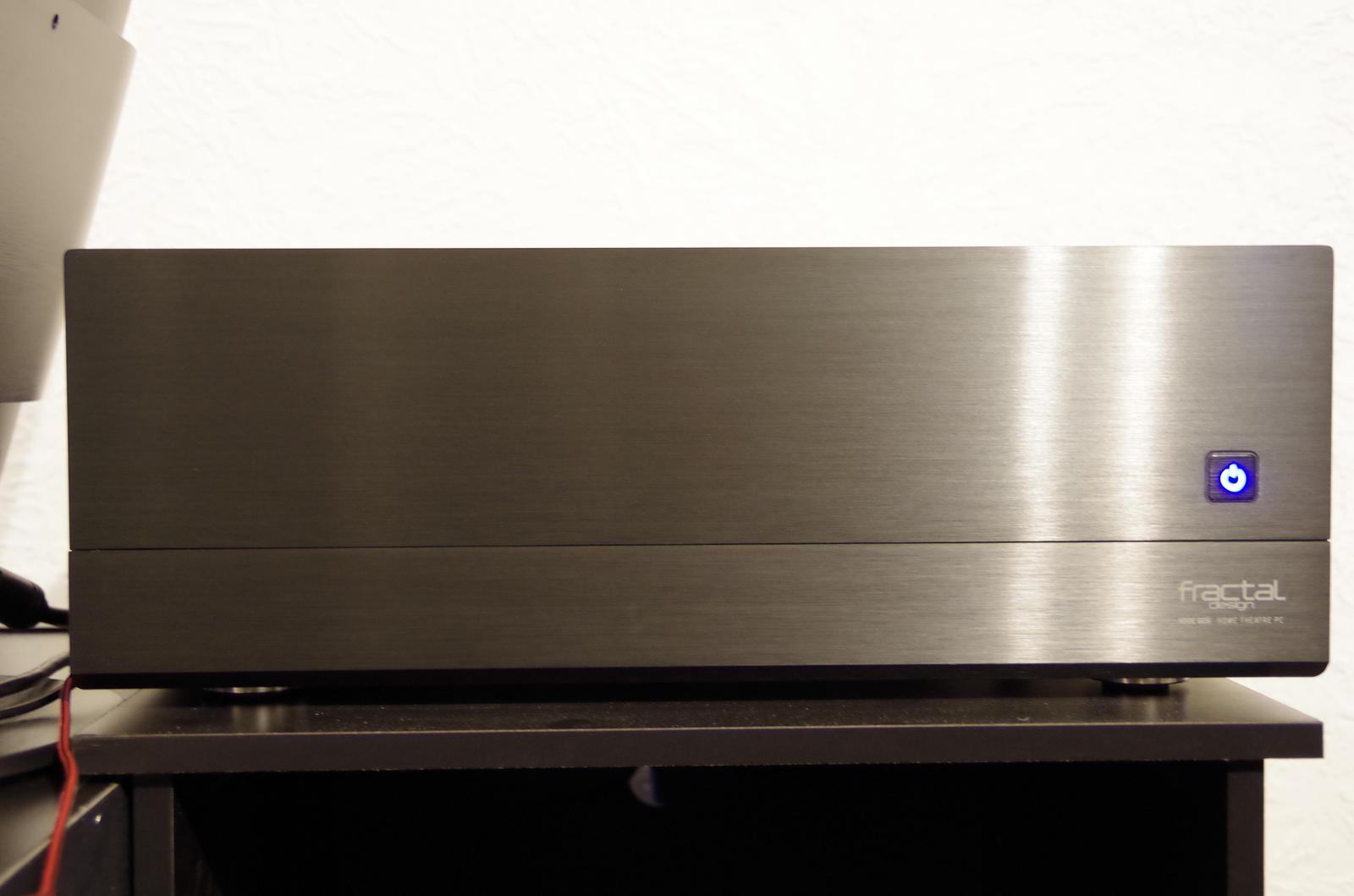 Računalnik HTPC, AMD Ryzen 7 5700G, 16GB RAM, 512GB SSD, 10TB HDD