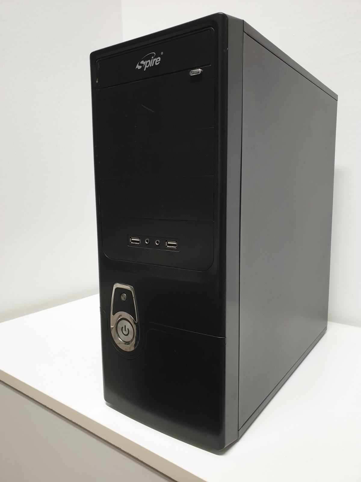 PC INTEL i3-3220 4 GB RAM 500 GB HD AMD RADEON HD 6670