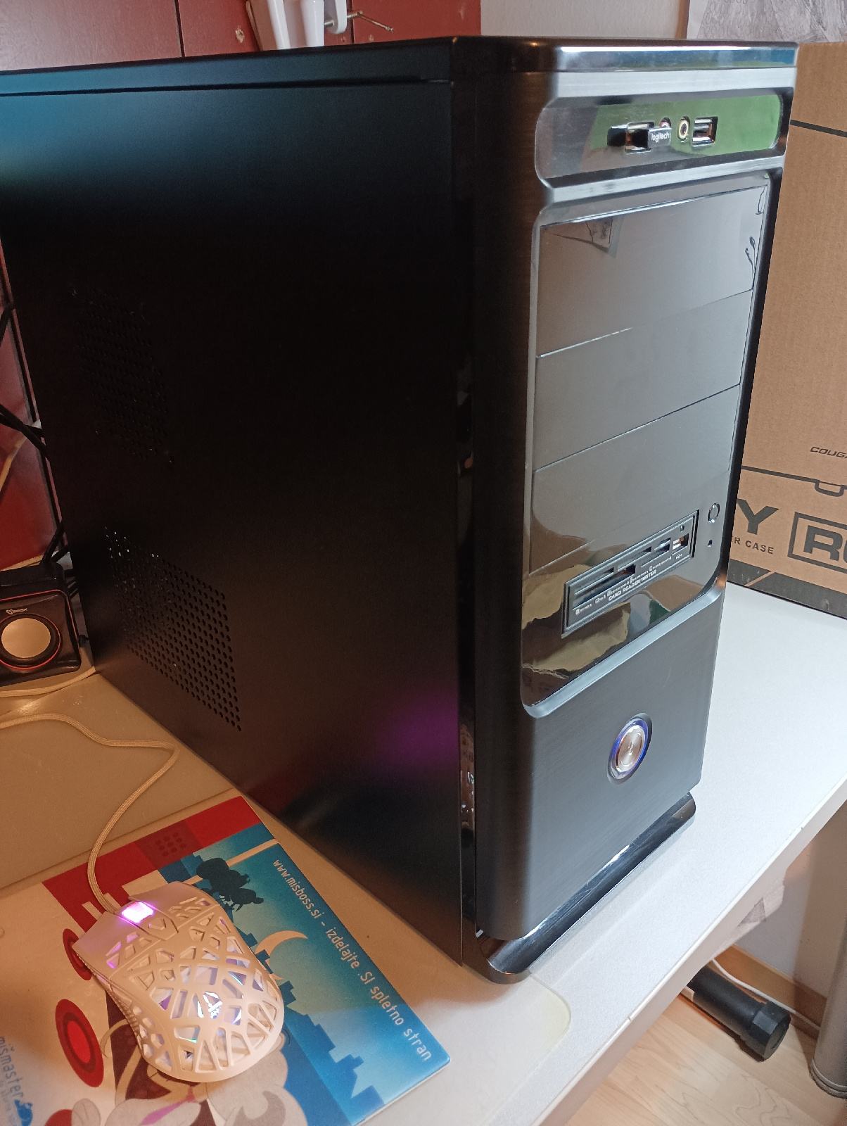 FORTNITE PC Intel i7-4770K AMD RX 570 4GB 12GB RAM 256GB SSD