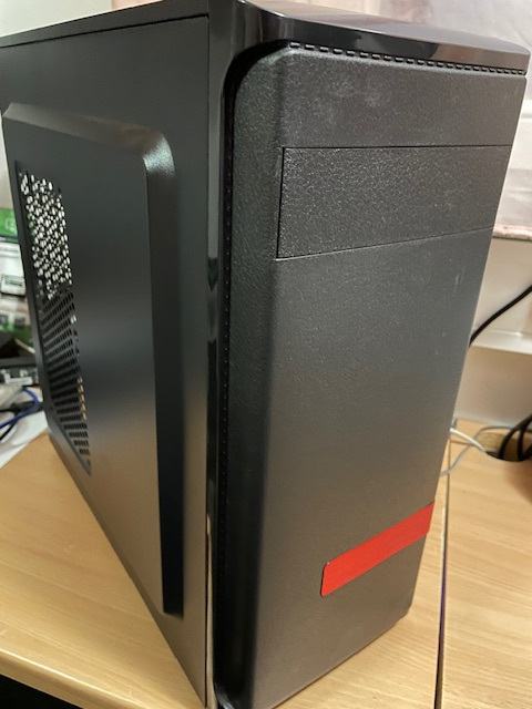 Računalnik Intel Core i7-11700 64G RAM 1T NVMe + 1T SSD Windows 11 PRO