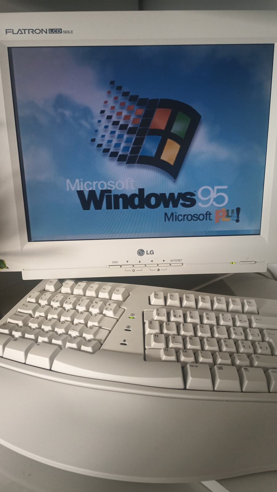 PENTIUM 166 MMX - WINDOWS 95/98
