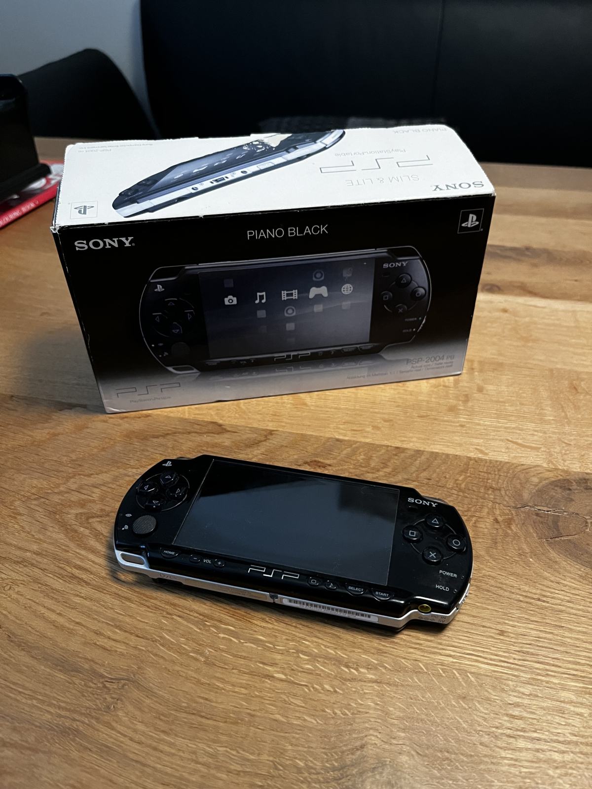 Sony PSP, NOVA baterija, model 2004