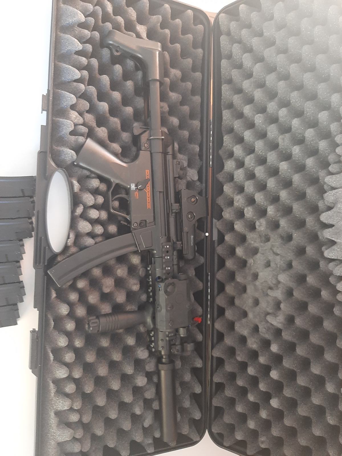 Cyma MP5