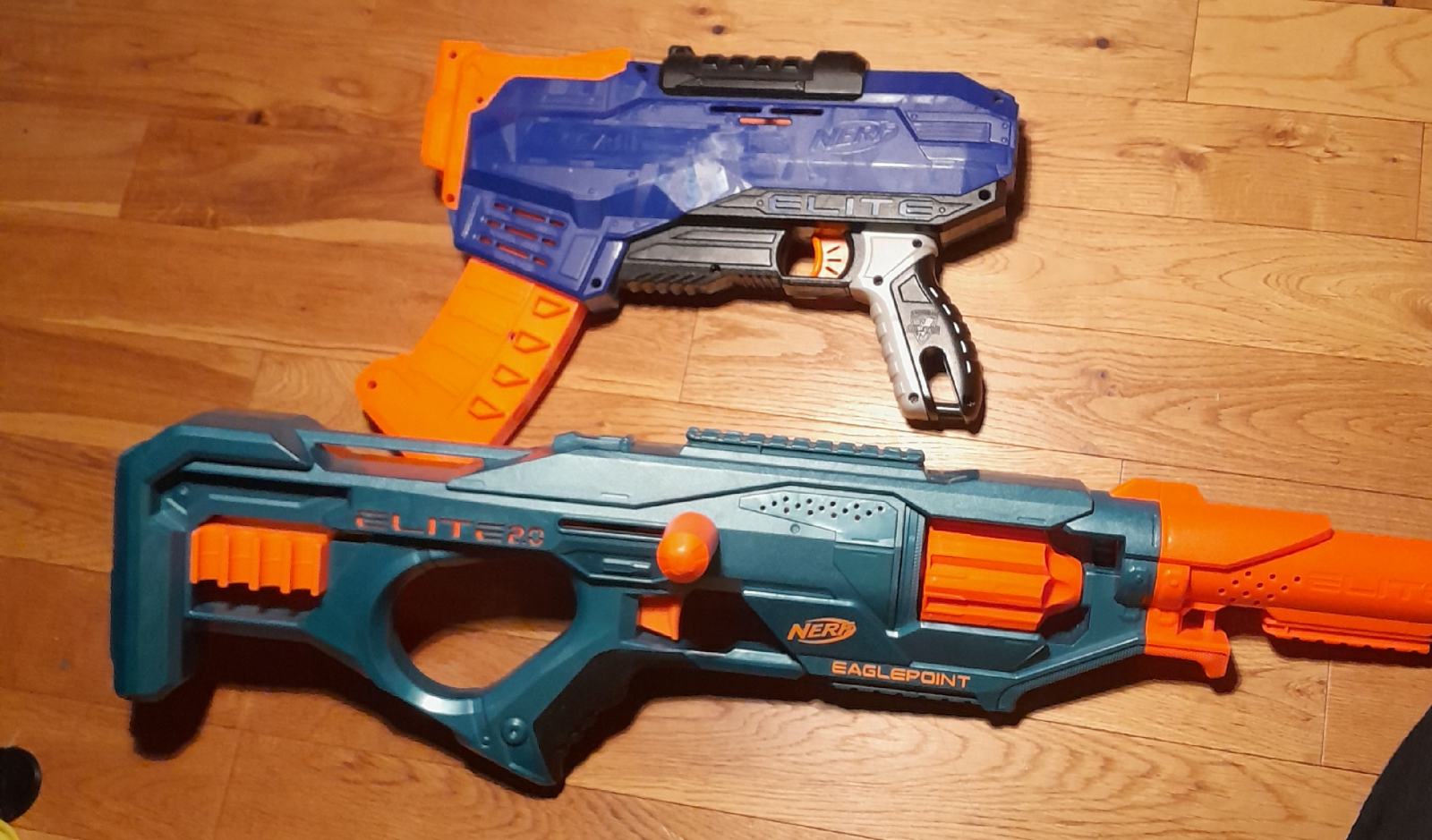 Nerf Rukkus ICS-8 in Nerf elite 2.0 eagle point