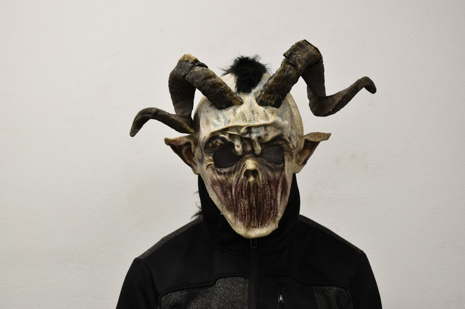 Maska Parkelj Krampus Demonski srhljivec 2