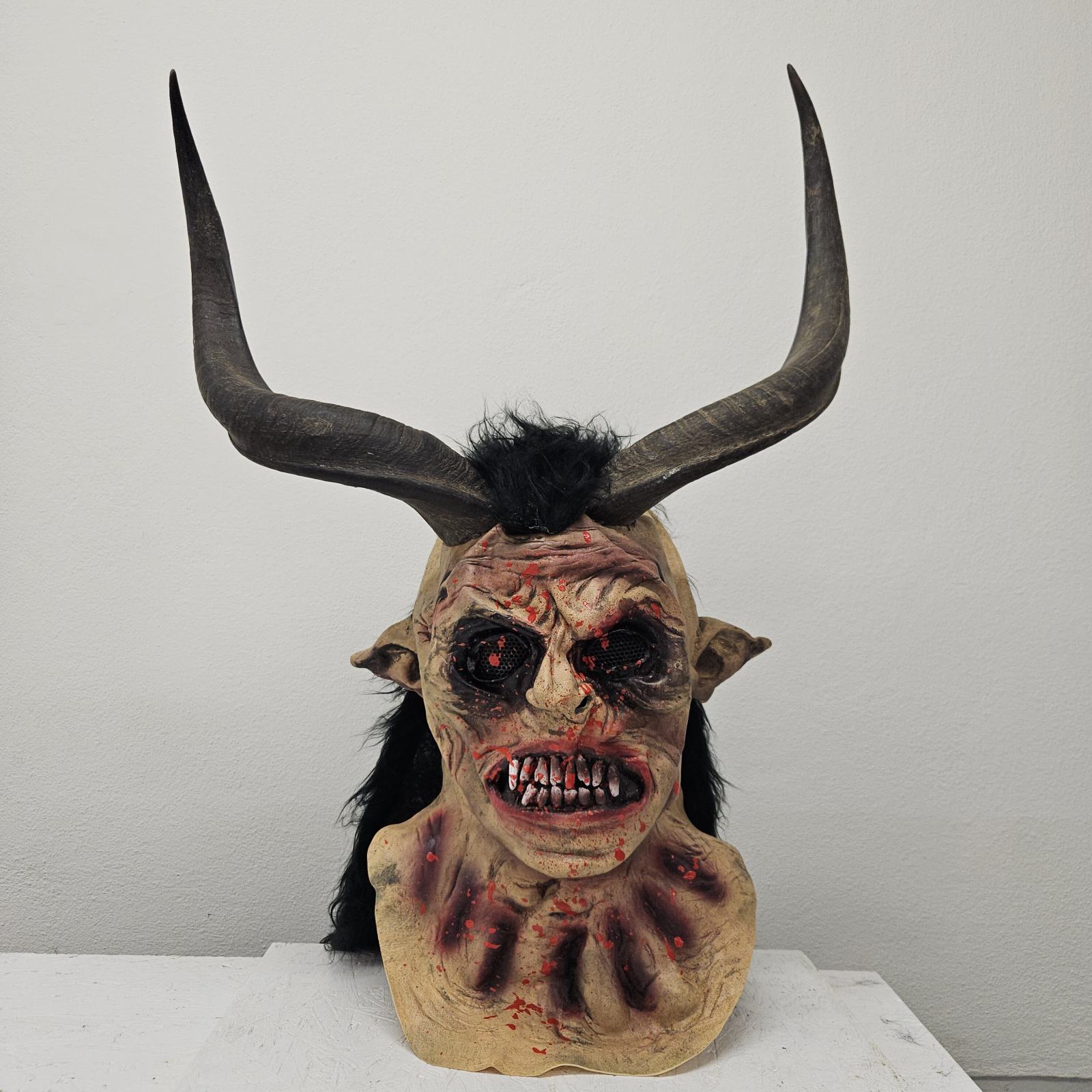 Maska Parkelj Krampus Pobesneli pankert