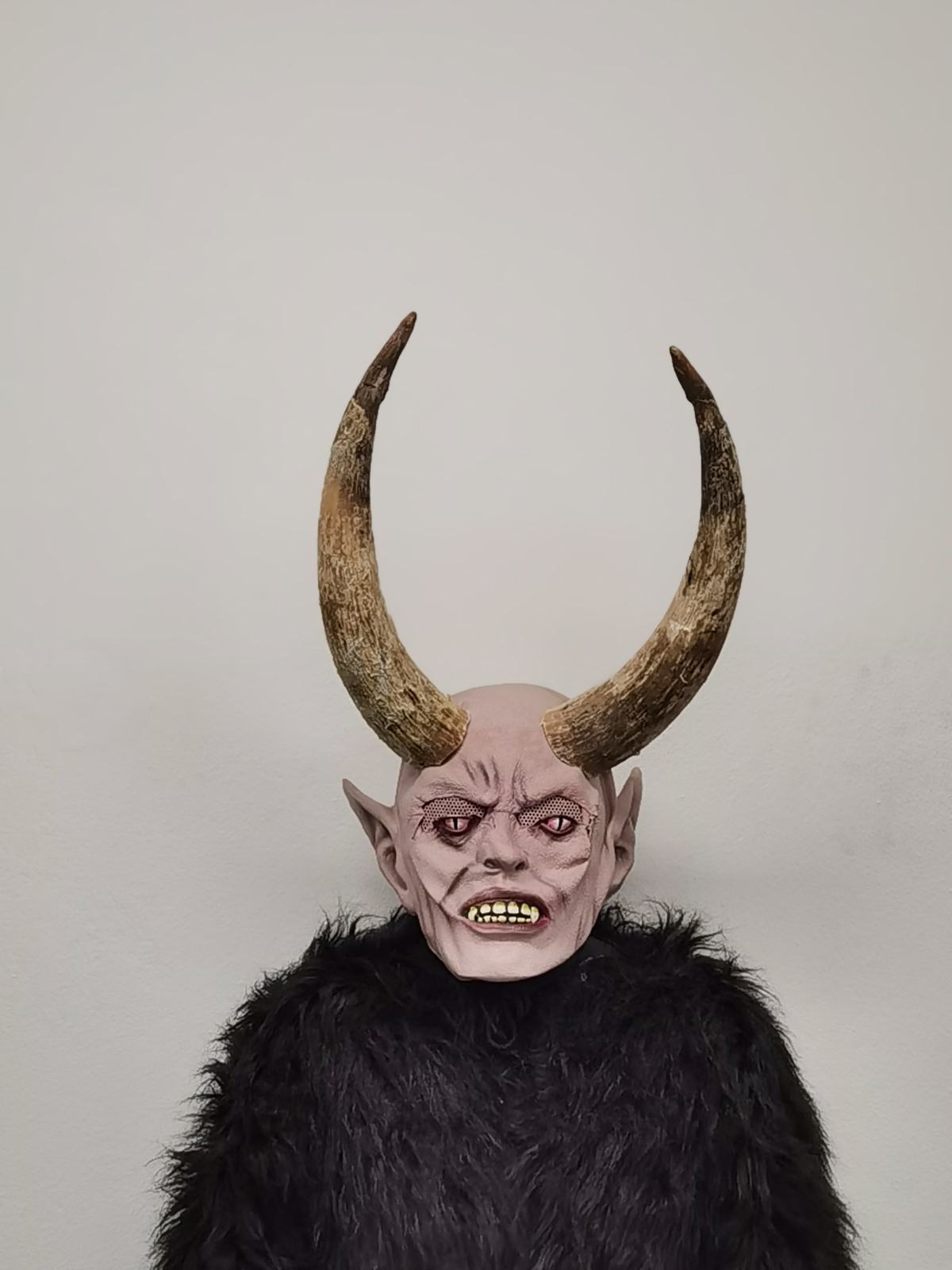 Maska Parkelj Krampus Rogovilc
