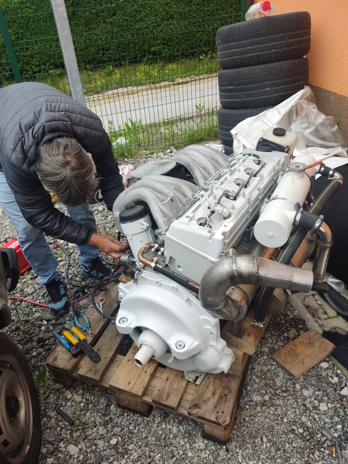 Mercedes benz notranji motor diesel 120hp maraniziran