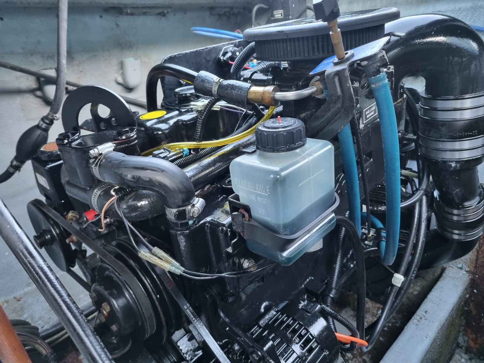 Mercruiser 3.0 TKS, 2 seta kompletna z pogoni alpha1