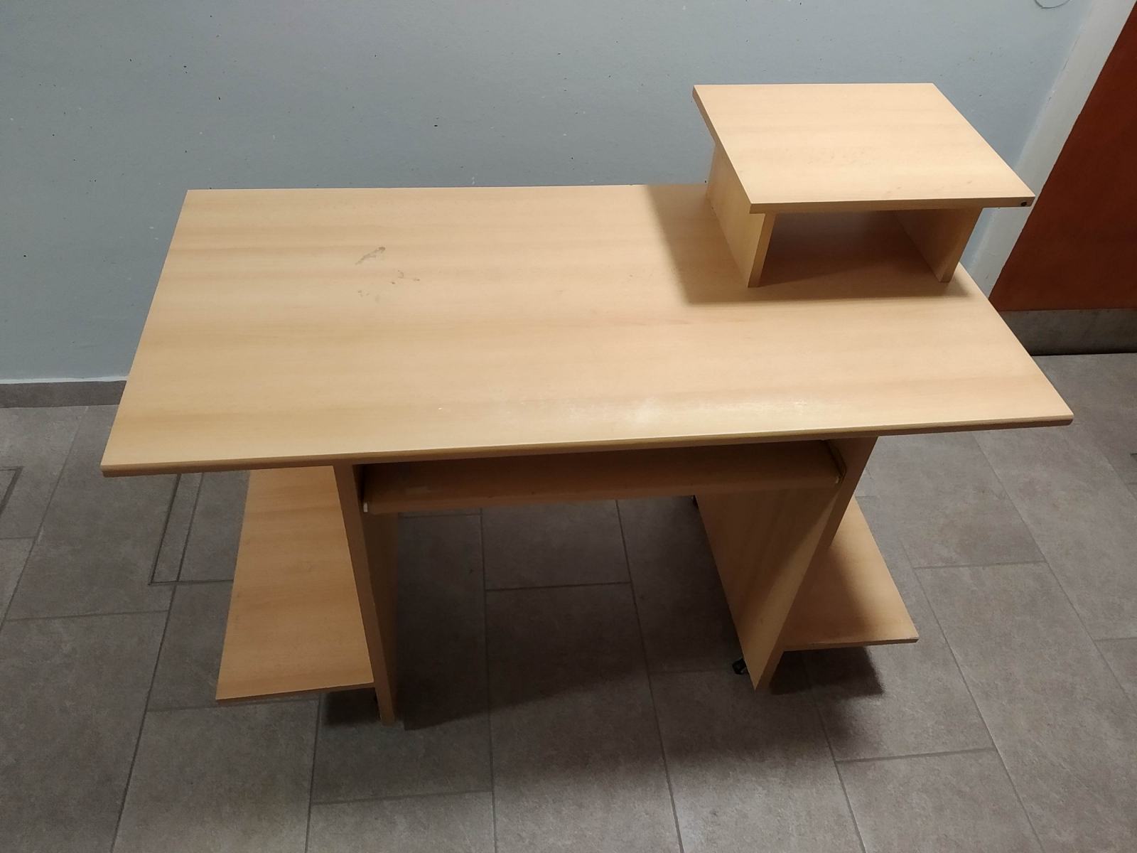 Računalniška pisalna miza 120 x 60 cm