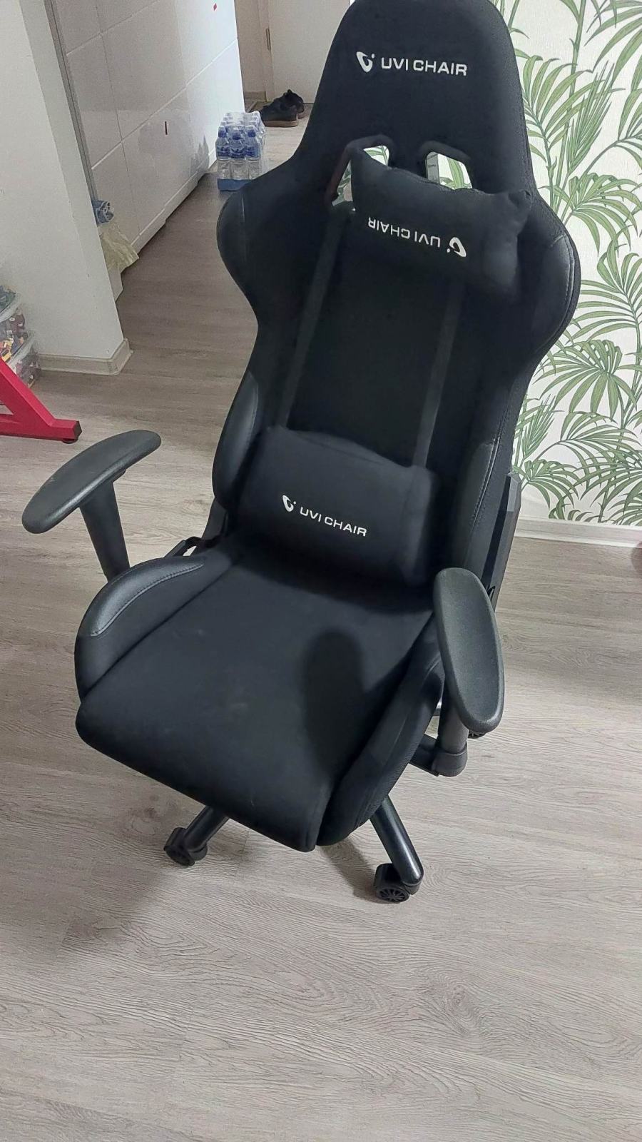 UVI chair back in black gaming stol