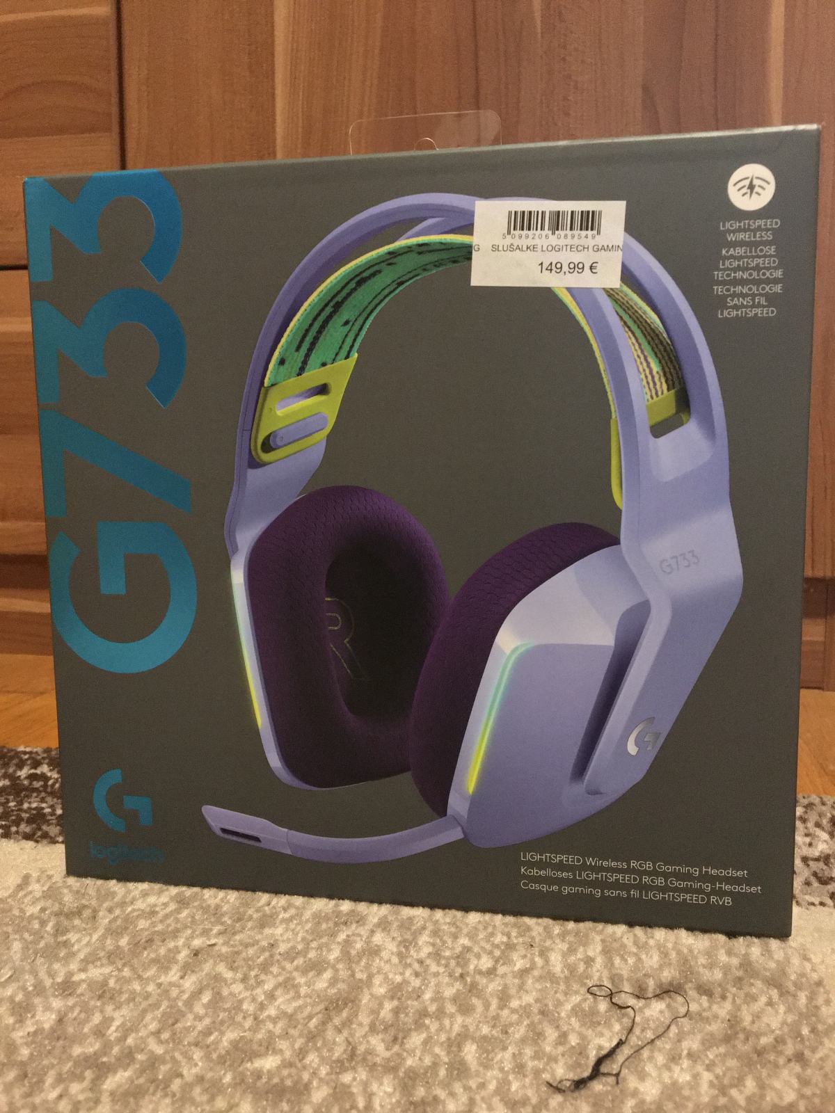 Prodajam popolnoma nove LOGITECH G733 GAMING SLUŠALKE