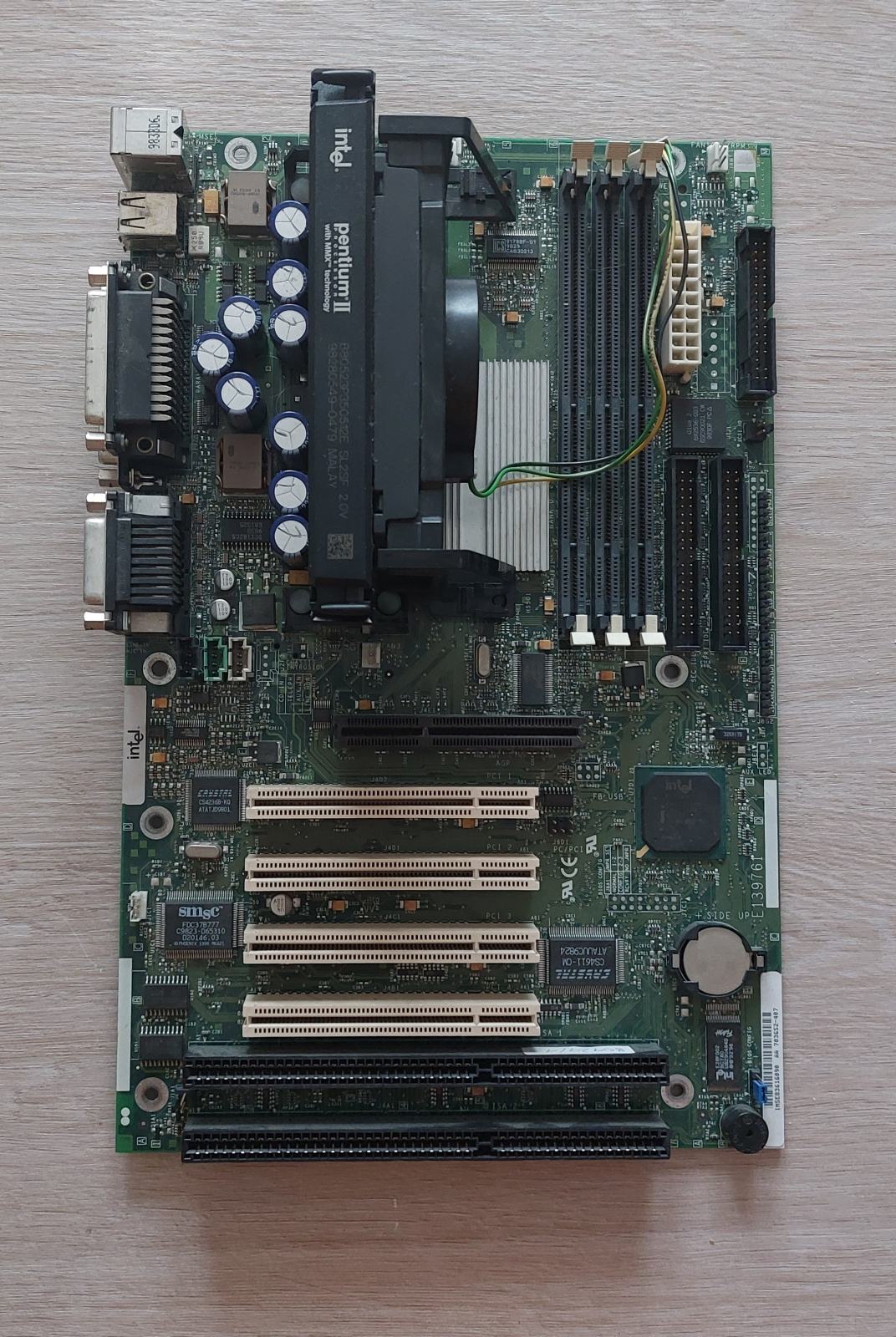 Retro komplet: Intel 440BX, Pentium 2 350MHz,128MB RAM in Geforce 2 MX
