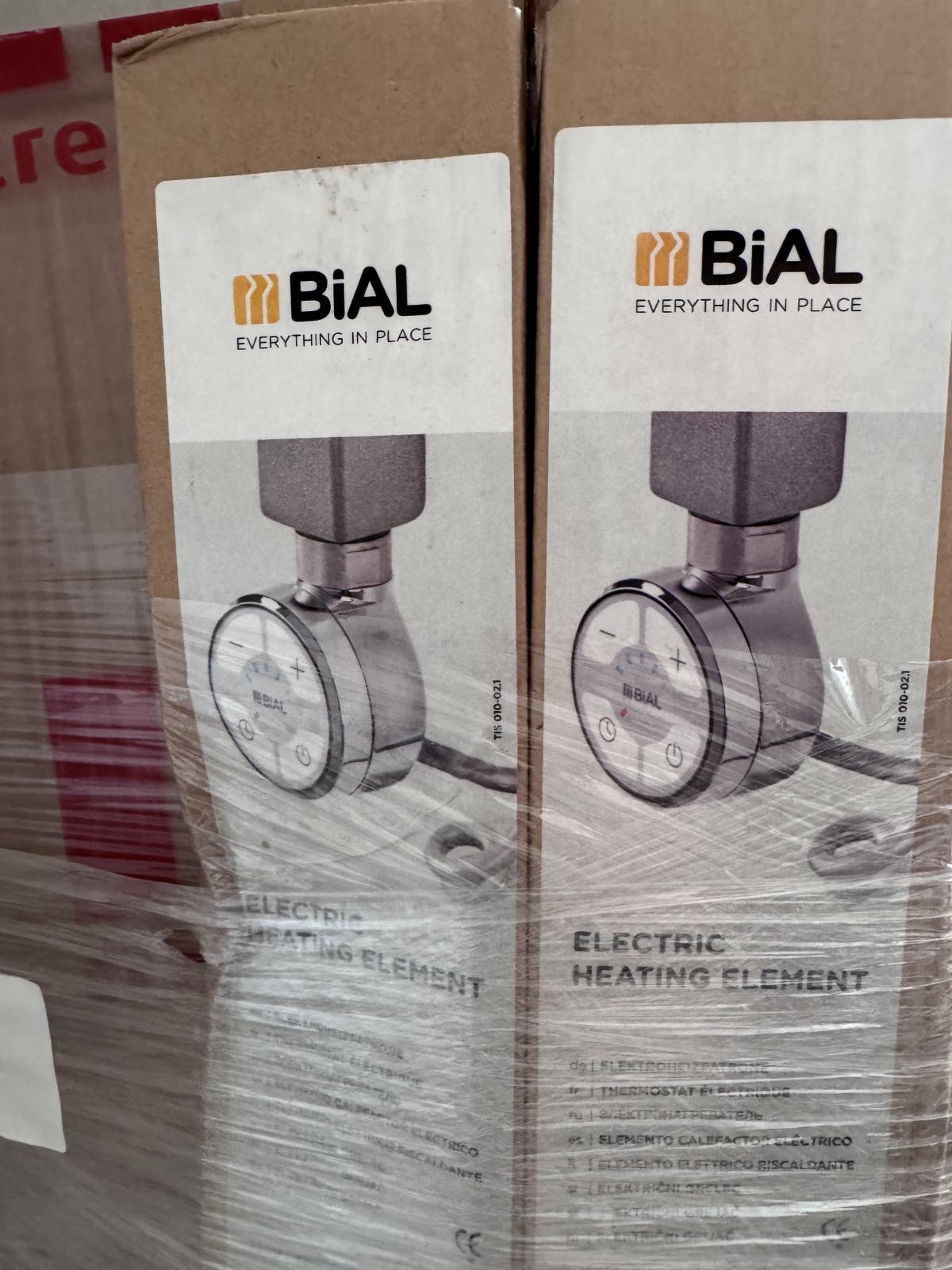 2x Črni električni radiator + bial el.grelec