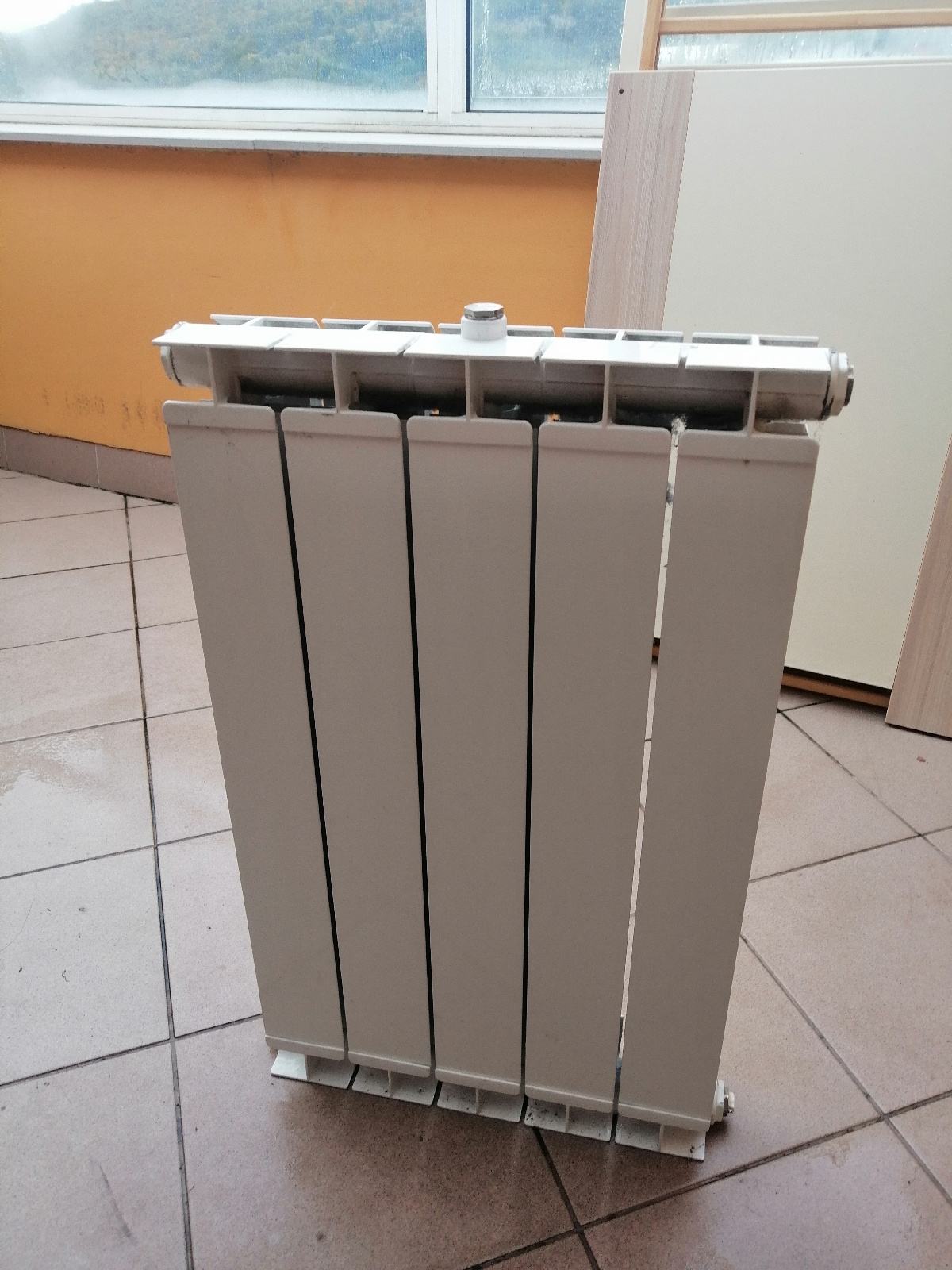 Aluminijasti radiator, 5 členov