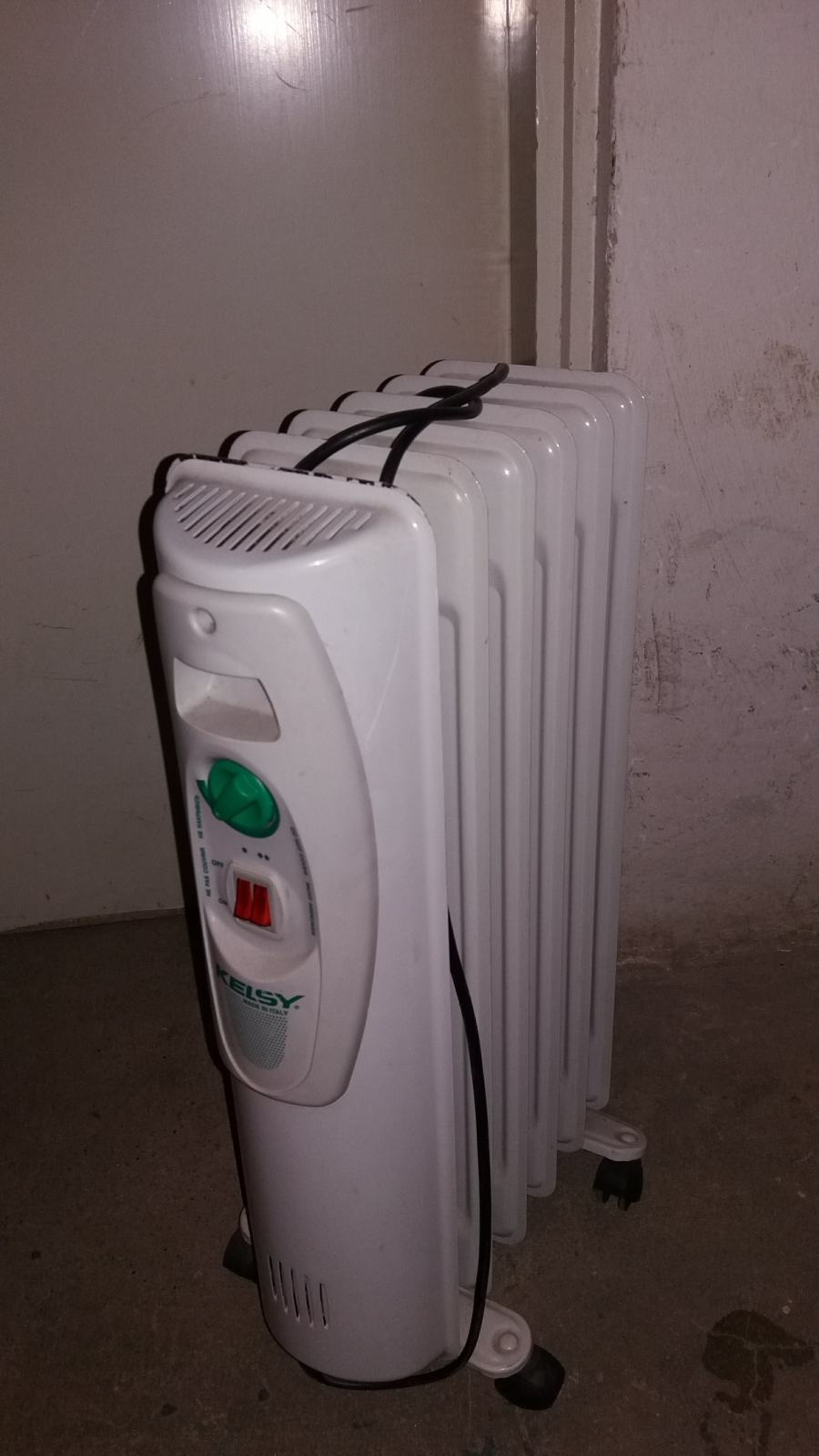 Električni oljni radiator