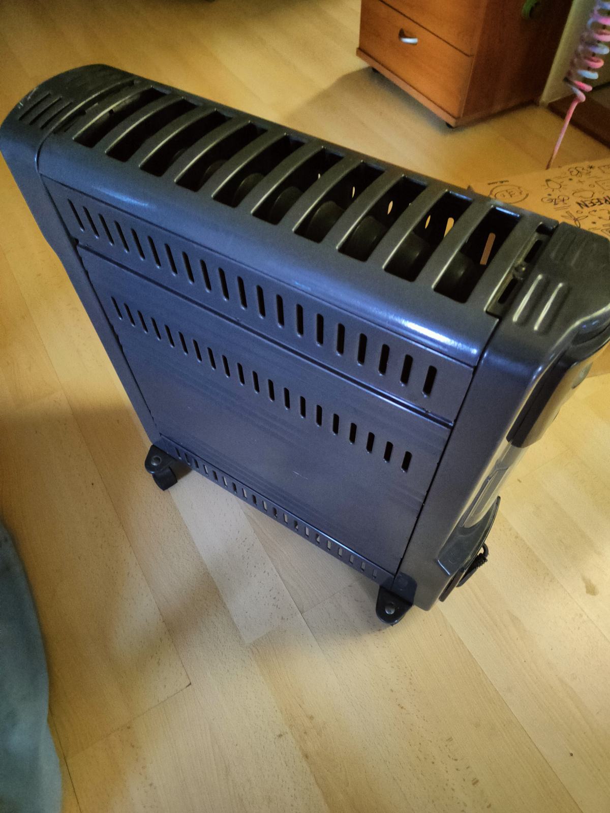 Električni oljni radiator