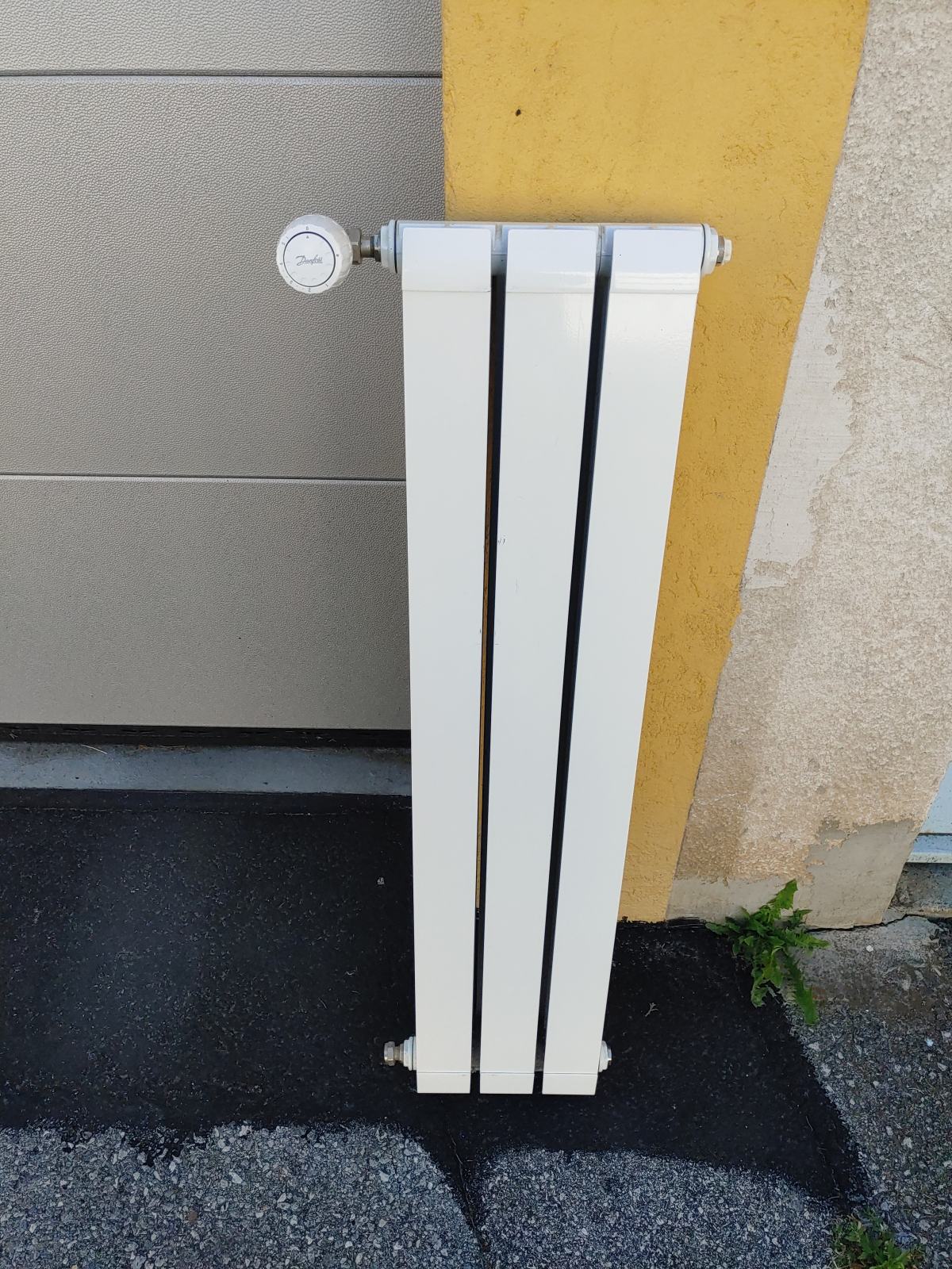 Radiator Aklimat – 3 členi; 24 x 107 cm