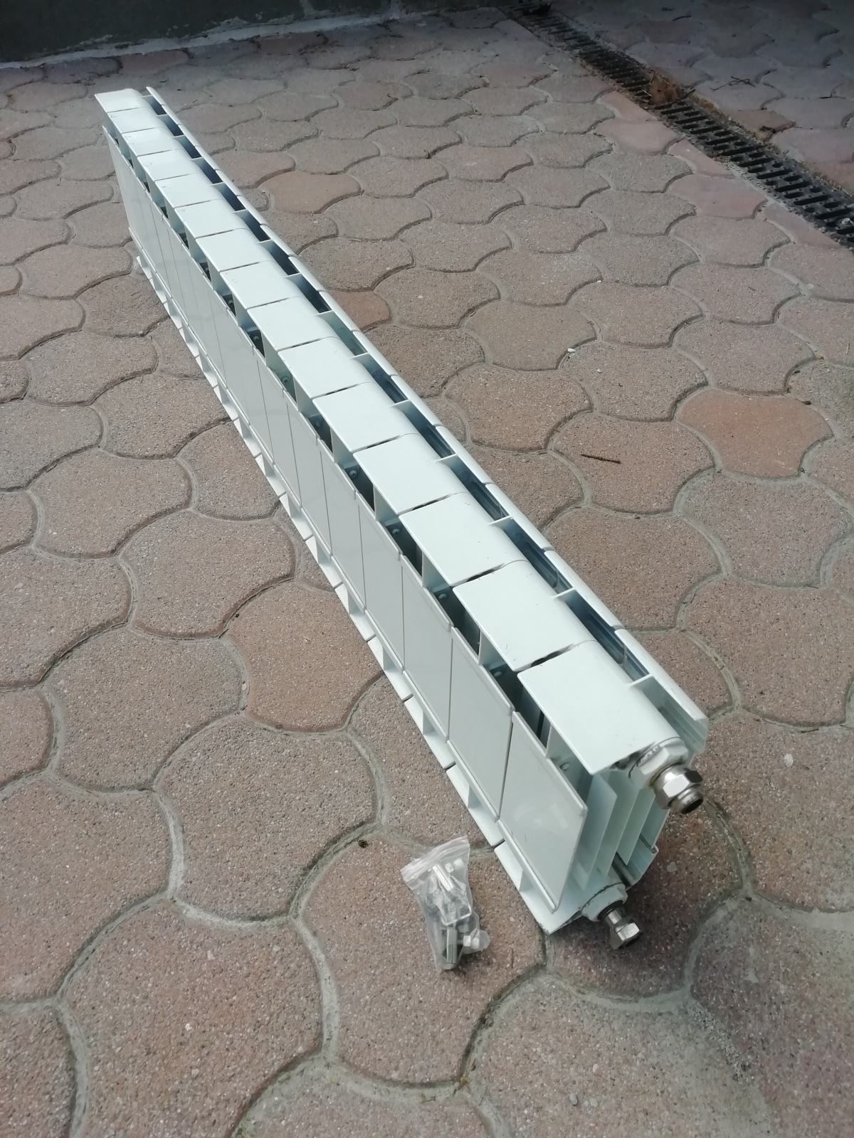 radiator Aklimat M 350, 15 členov, dobro ohranjen, prodam