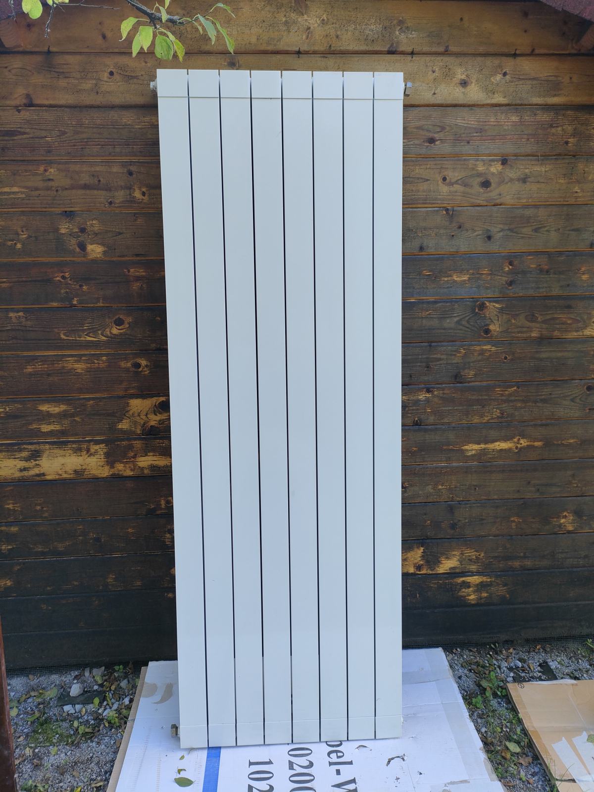 Vertikalni radiator Global Oscar 185x63
