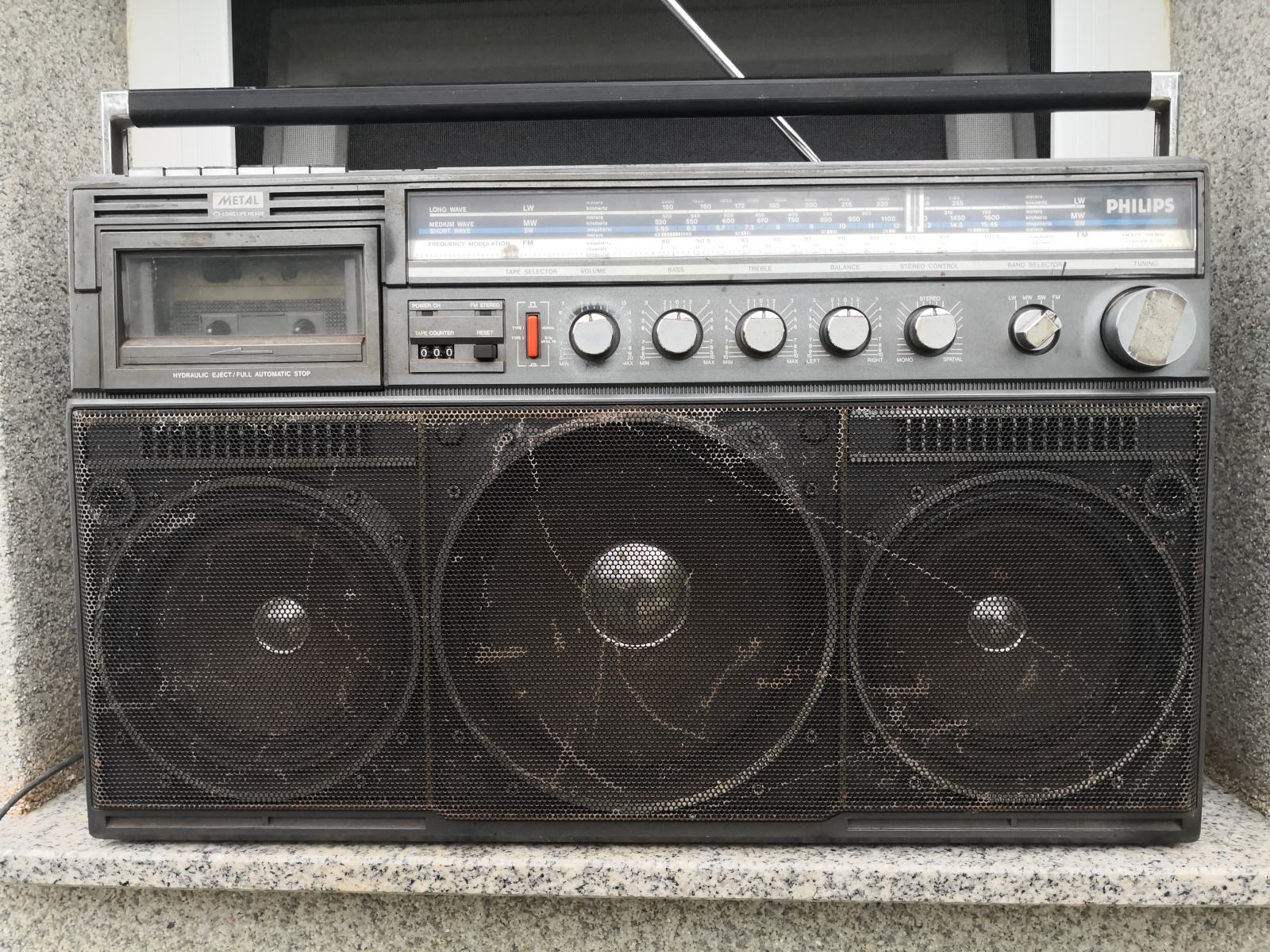 PHILIPS D8444 BOOMBOX PRENOSNI RADIO,