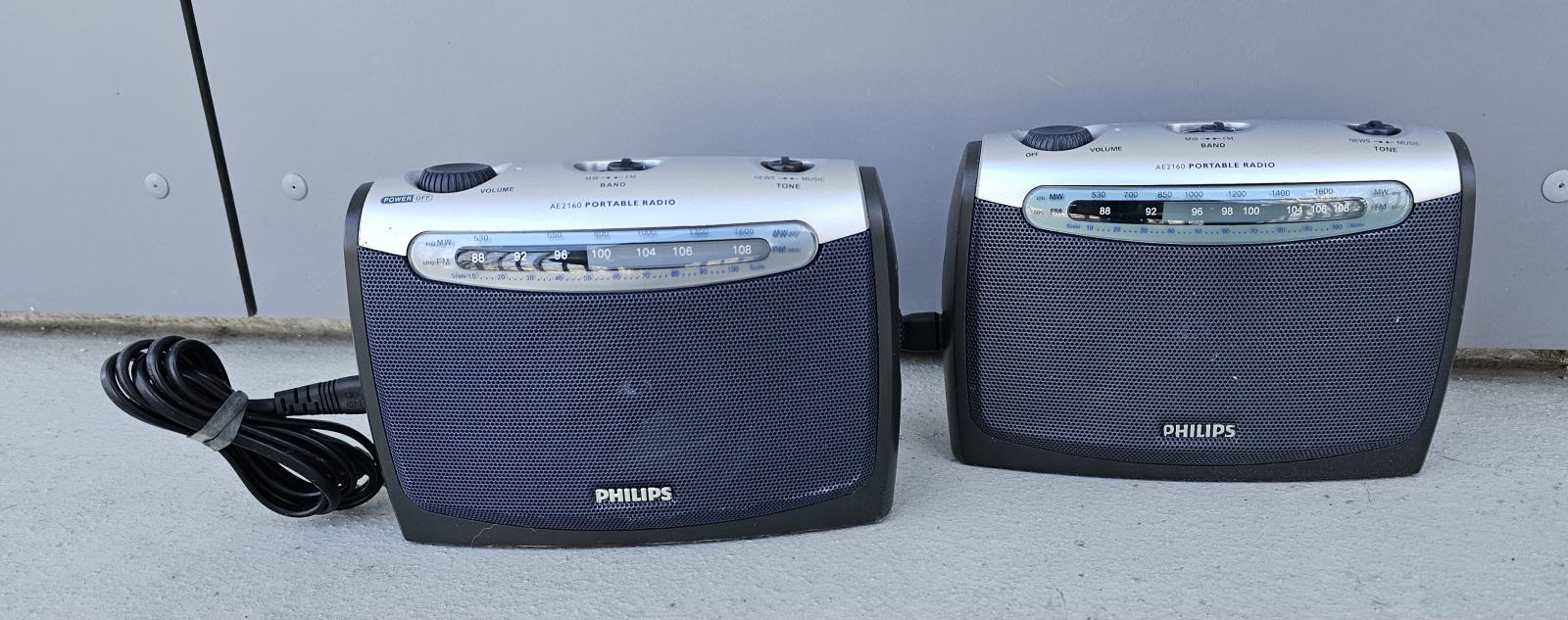 Prenosni radio AE2160 philips