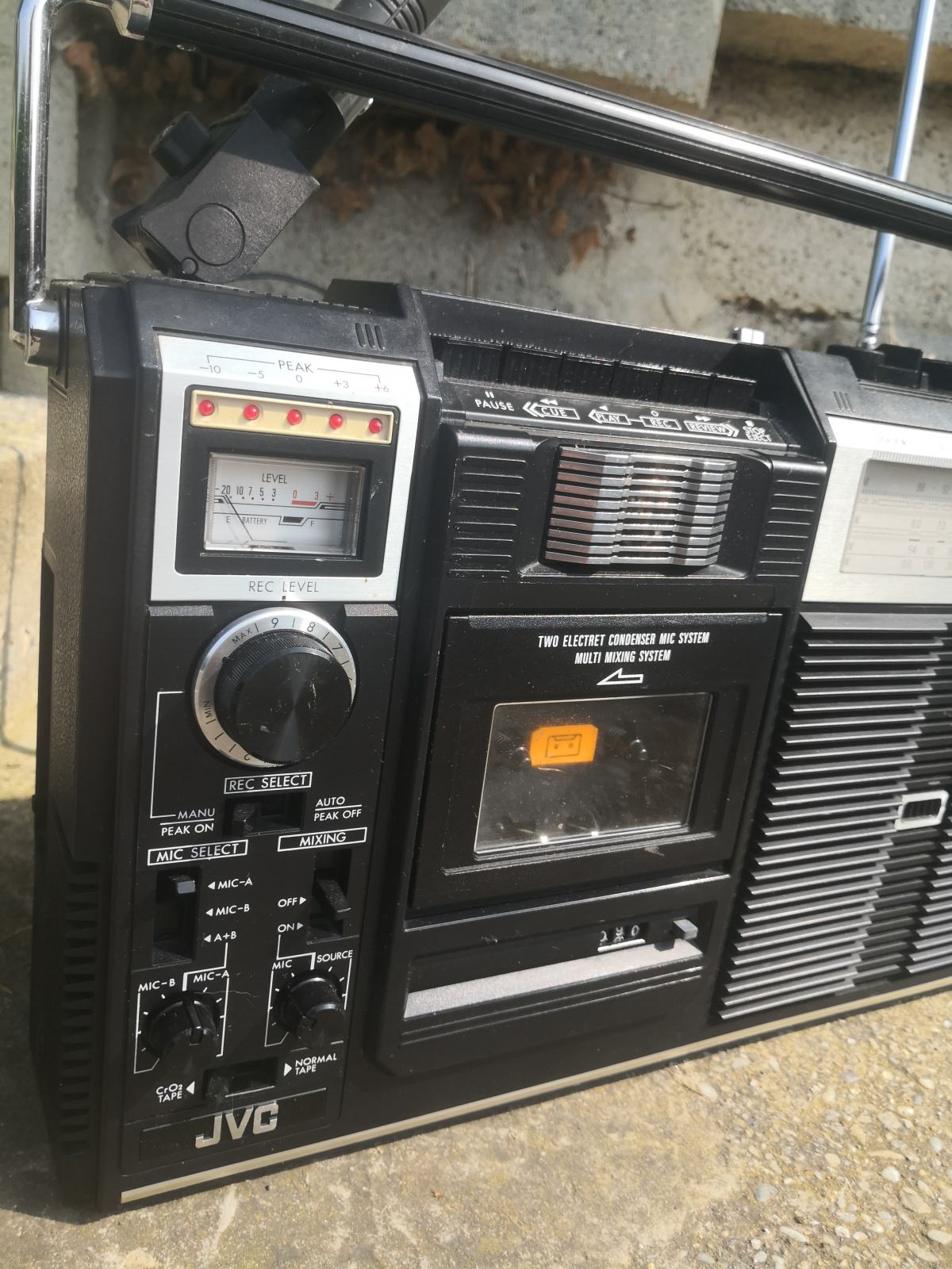 RARE / Radio kasetofon boombox JVC RC-525L