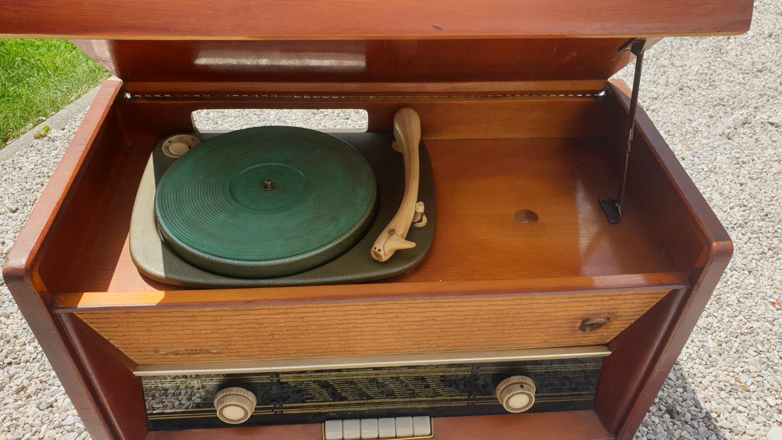 Retro Vintage Radio Gramofon Zavodi Niš RR 700