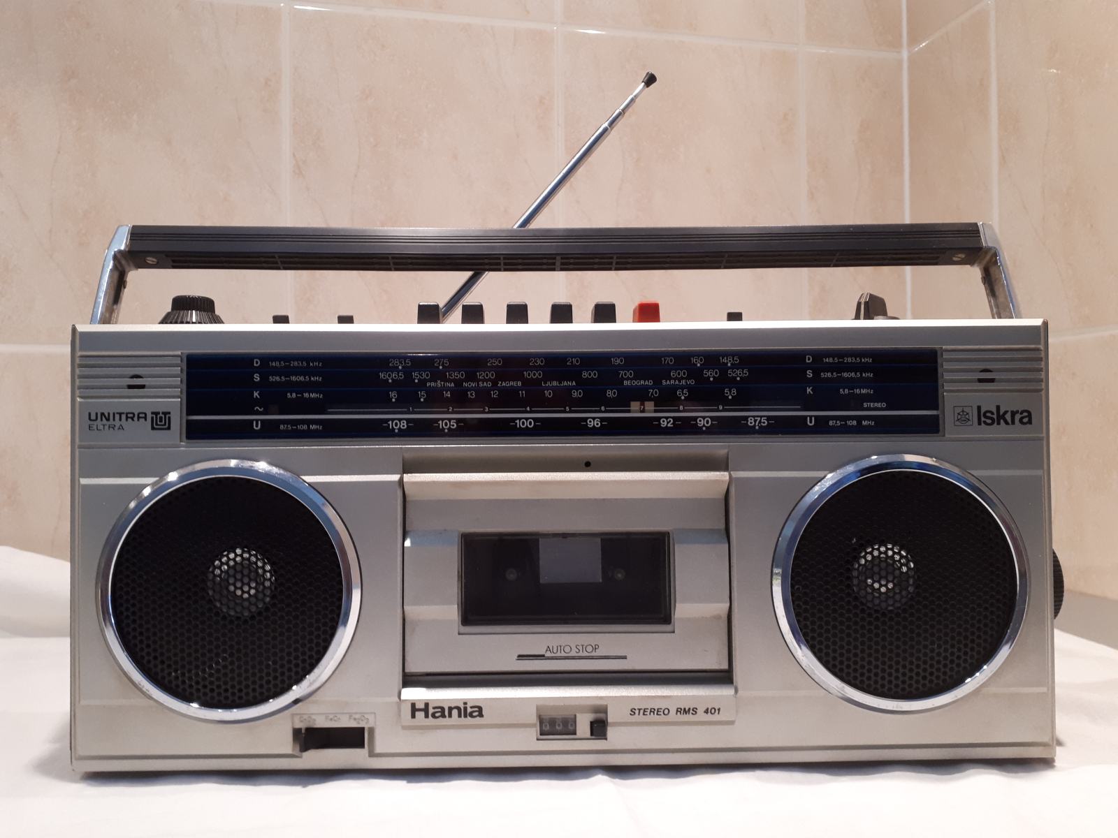 Radio kasetofon Iskra Hania RMS 401