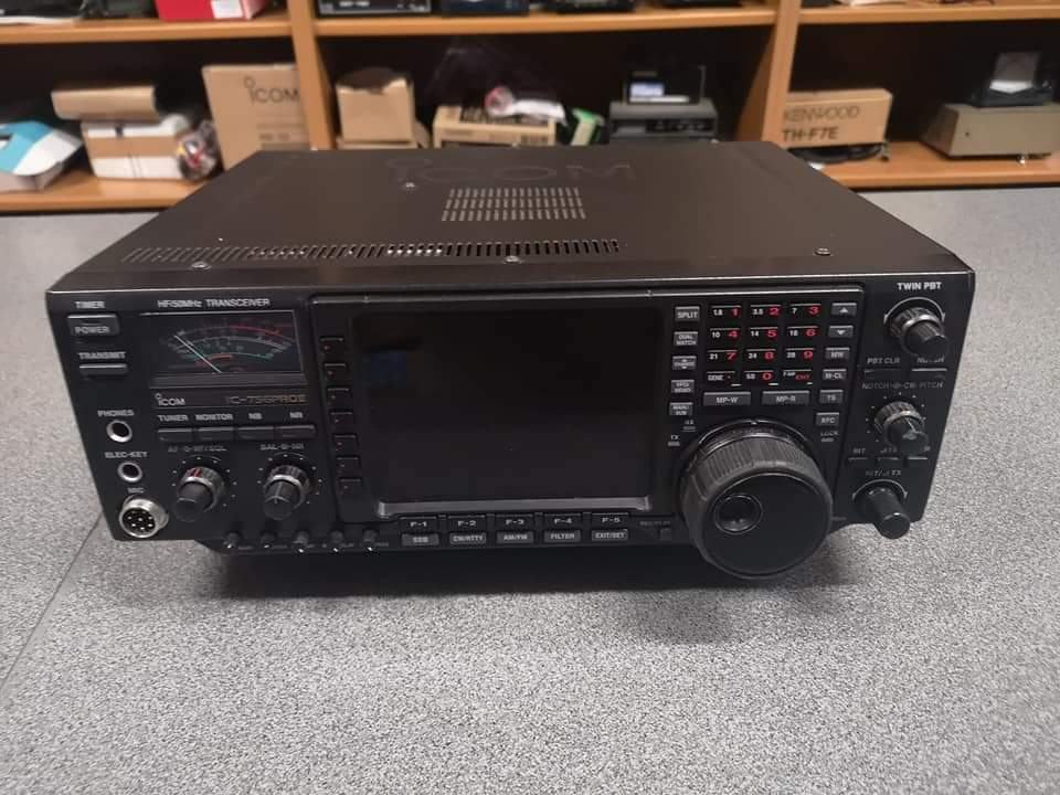 ICOM IC 756PRO III