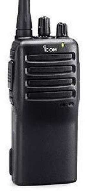 ICOM RADIJSKA P. IC-F 15, MIKE. HN-158L, POLNILEC BC-160