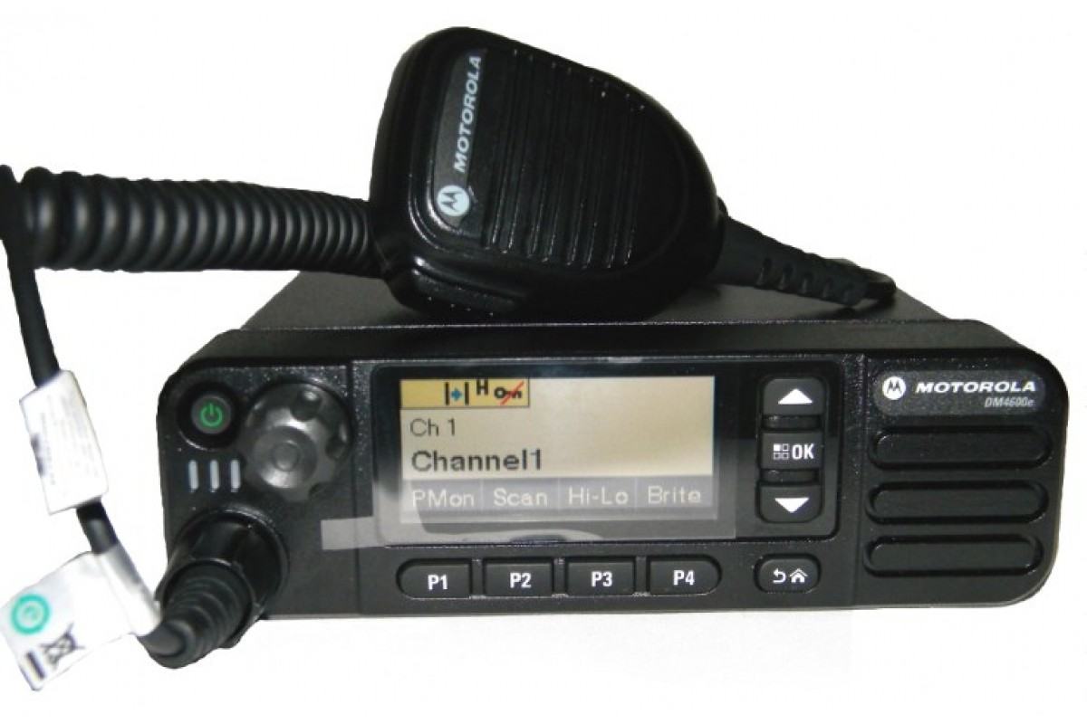 MOTOROLA DM4600e VHF (136-173mhz)