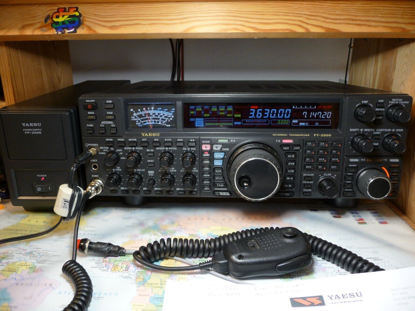 Radioamaterska postaja Yaesu FT-2000D, 200 W