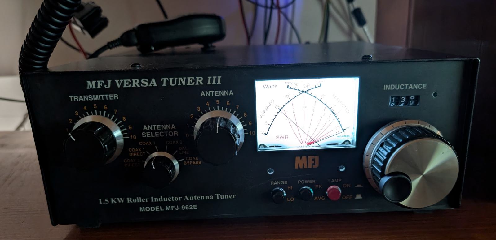 Ročni tuner MFJ 962E 1.5 KW