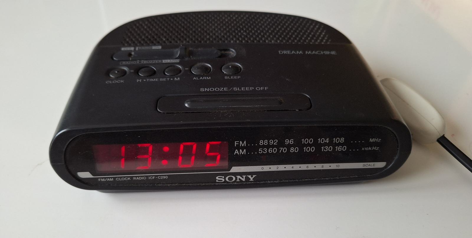 Radioura Sony ICF-C290