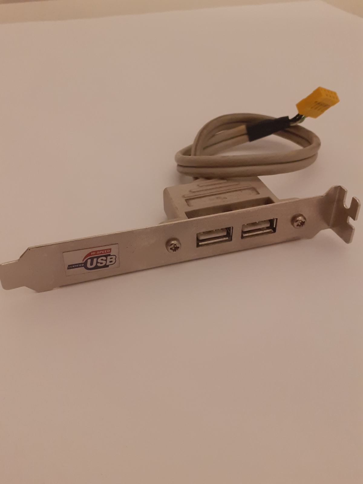 USB razširitvena kartica - ( Kartica za razširitev USB priklopov )