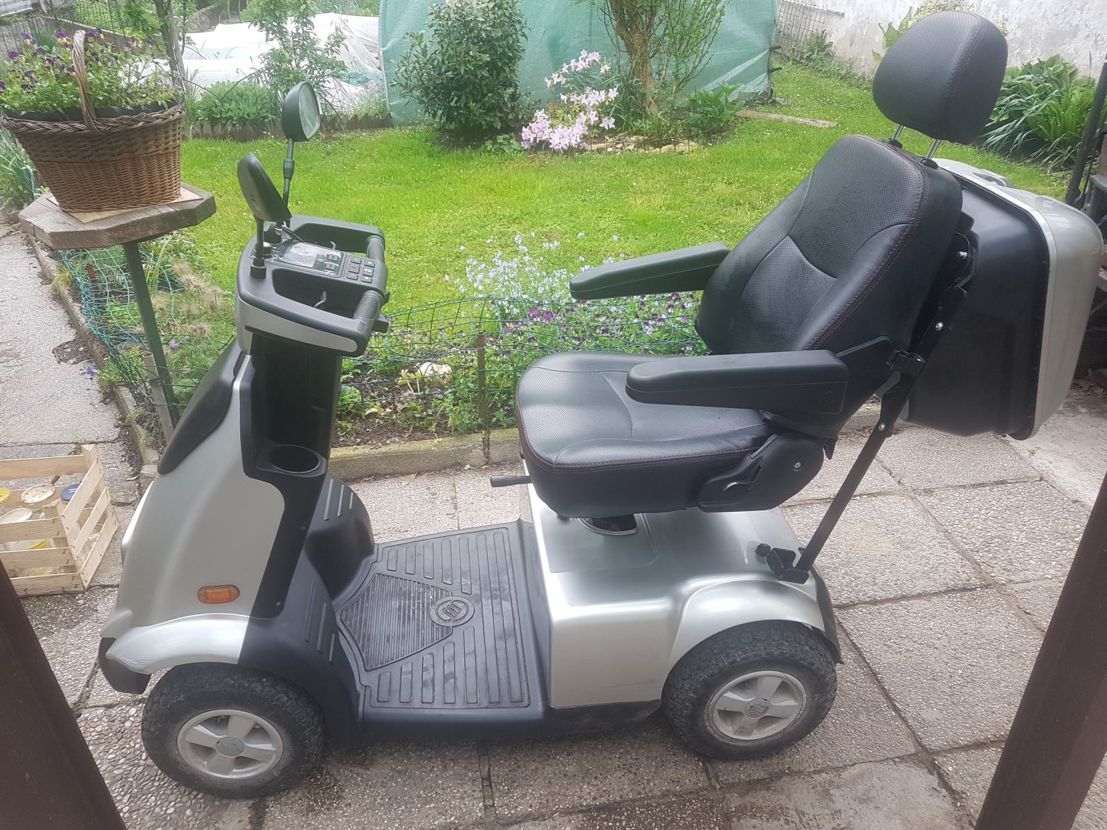 električni skuter